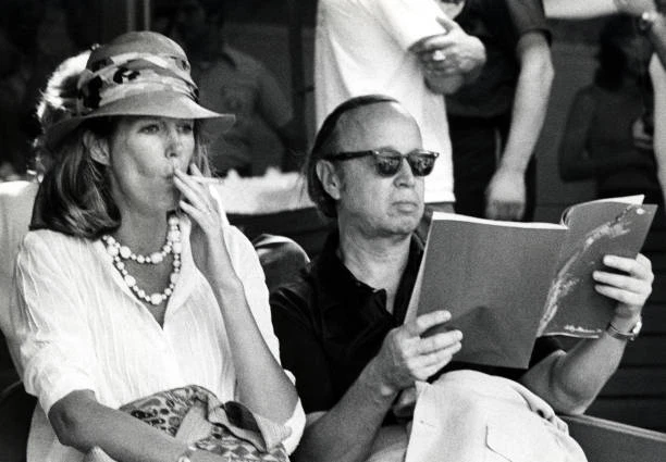 ALEXANDRA SCHLESINGER AND Arthur M Schlesinger Jr 1973 Old Photo EUR 6 ...