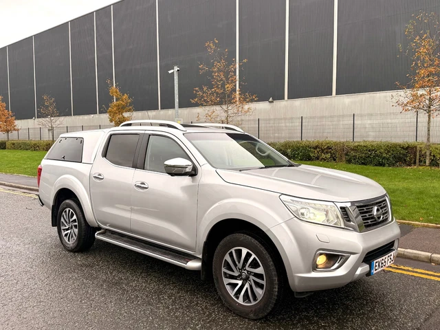 2016 NISSAN NAVARA Double Cab Pick Up Tekna 2.3dCi 190 4WD Auto PICK UP ...