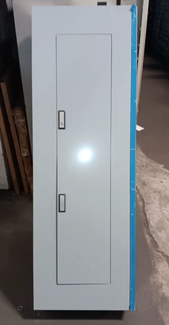 NEW EATON PRL1A 400 Amp Main Breaker Panel 30 Circuit 208Y/120V 3Ø 4W ...