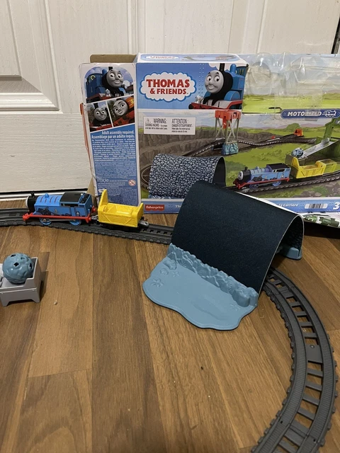 THOMAS & FRIENDS Thomas At The Quarry Motorised Track Set - Thomas ...