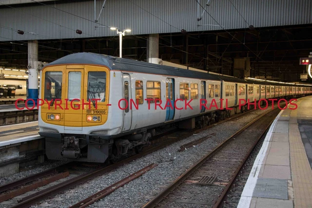 UK RAILWAY PHOTOGRAPH Of Class 319 Emu 319005. Rmemu-275 £1.70 ...
