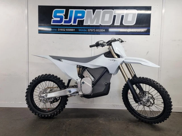 STARK VARG 80HP 2025 SNOW WHITE 0 HOURS £9,699.00 - PicClick UK