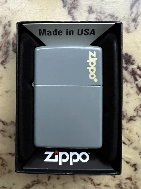 ZIPPO FEUERZEUG FLAT Grey Original NEU Zippo Logo + Geschenkbox EUR 30 ...