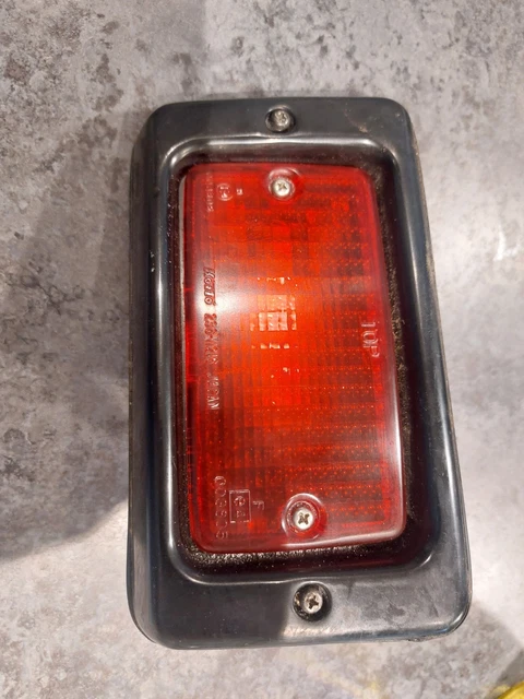 SUBARU MV 284 BRAT BRUMBY Pick Up Rear Fog Light Lamp £15.00 - PicClick UK
