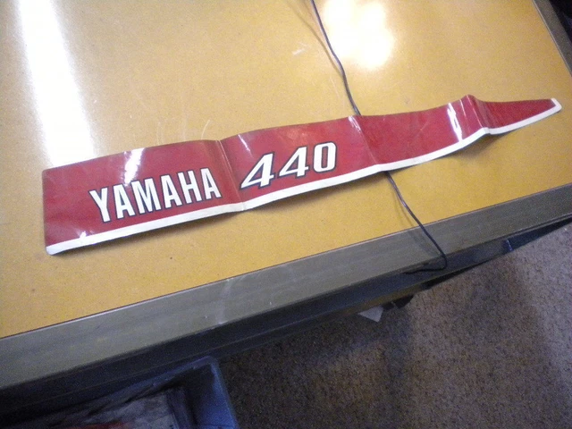 NOS YAMAHA OEM Snowmobile 440 Decal EUR 43,79 - PicClick FR
