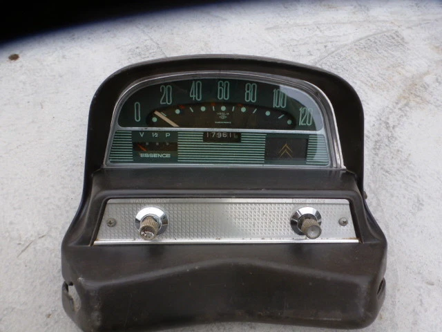 CITROEN AMI 6/ 2cv/ hy: bloc compteur complet ,2 interrupteurs,Veglia ...