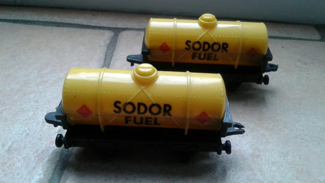 VINTAGE, THOMAS THE Tank Engine, Sodor Fuel Trucks x 2 £4.99 - PicClick UK