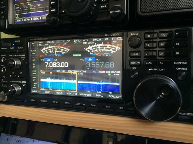 ICOM IC-7610 TRANSCEIVER HF +50 MHz SSB/CW/RTTY/PSK31-63/AM/FM 100W EUR ...