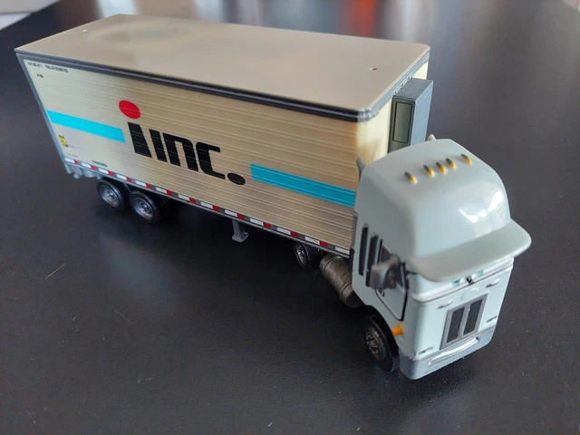 CARS DISNEY PIXAR - Chet Boxkaar hauler Camion Truck EUR 82,00 ...