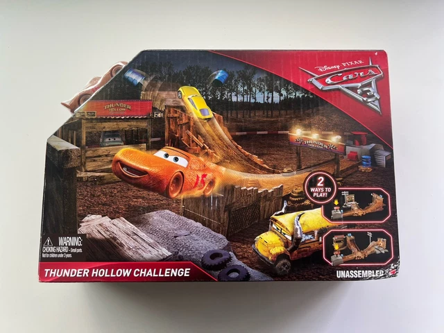 DISNEY PIXAR CARS 3 Thunder Hollow Challenge Playset Lightning McQueen ...