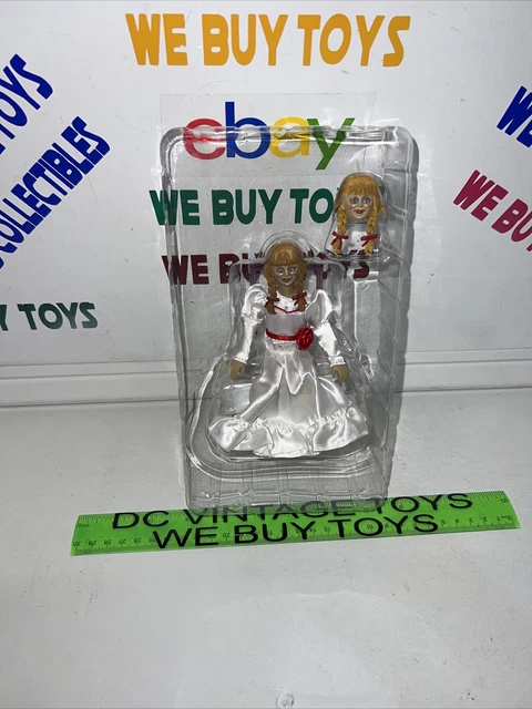 NECA THE CONJURING Universe - Annabelle Comes Home - Modellino ...