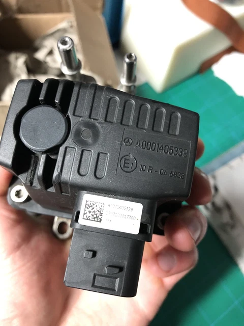ORIGINAL MERCEDES BENZ AdBlue Dosierpumpe Dosierventil A0001405339 EUR ...
