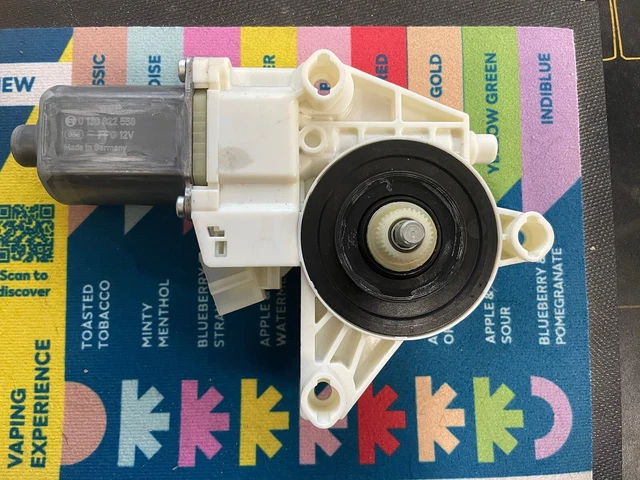 MOTEUR VITRE PASSAGER Mercedes Vito/Classe V W447 A4479063500 NSF 2015 ...