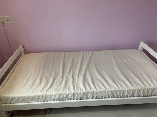 CHILDREN BED WITH mattress used, Mattress Is Memory Foam Small Single ...