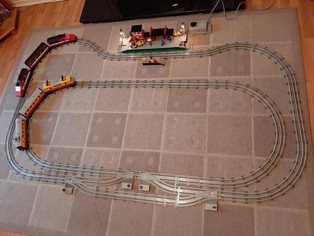 LARGE VINTAGE LEGO 12v Train Collection, incluing trains from sets 7740 ...