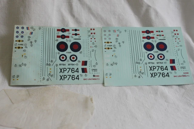 MODEL MAQUETTE: DECALS, décalcomanies: avion, Bac Lightning F3, Airfix ...