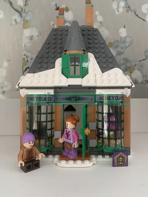 LEGO HARRY POTTER hogsmeade village visit 76388 USED INCL ALL PIECE ...