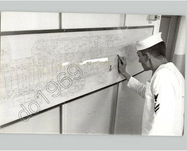 A SAILOR READING Map Of USS ENTERPRISE. 1960s Press Photo US Navy PIX ...