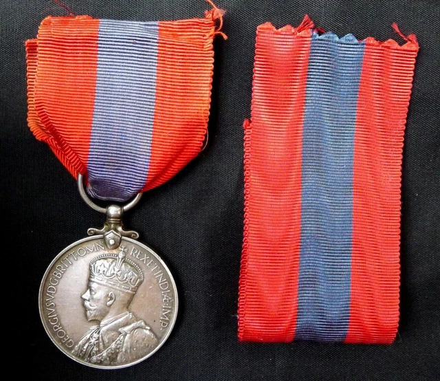 LONDON IMPERIAL SERVICE Medal George Edward Wright. London Postman. Lg ...