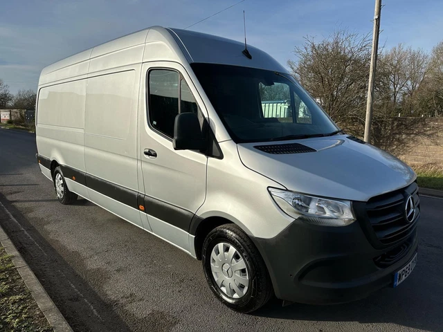 MERCEDES-BENZ SPRINTER 2.1 316 CDI Premium G-Tronic RWD L3 H2 Euro 6 (s ...