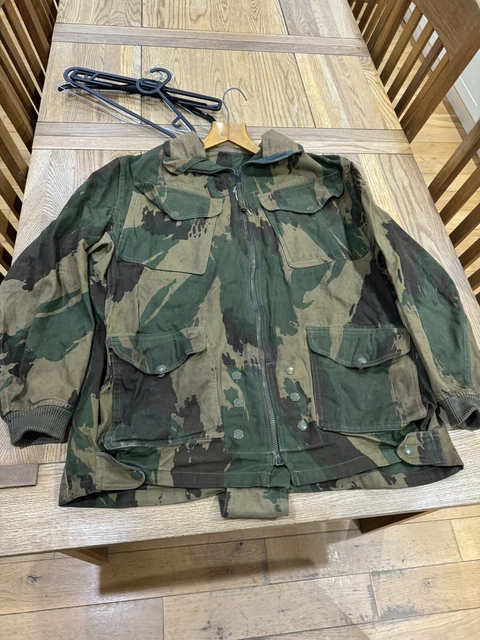 AIRBORNE TROOPS 1959 Pattern Denison Smock. Captains Pips £400.00 ...