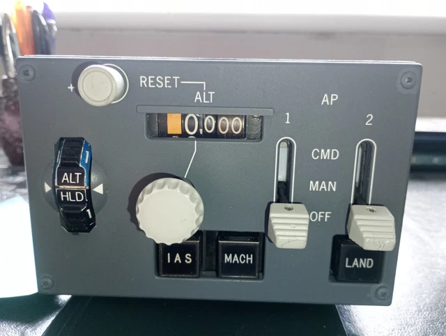 MCDONNELL DOUGLAS DC-10 Cockpit Auto-Pilot Control Panel. Part Number ...