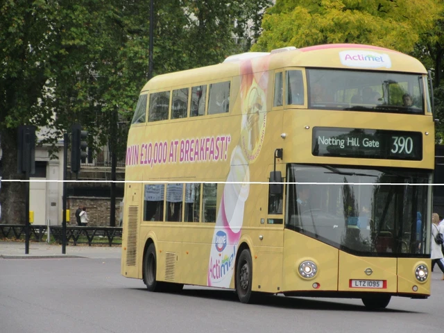 BUS PHOTO: NEW Routemaster LT157 LTZ1157 Advert Livery for Closer £0.99 ...