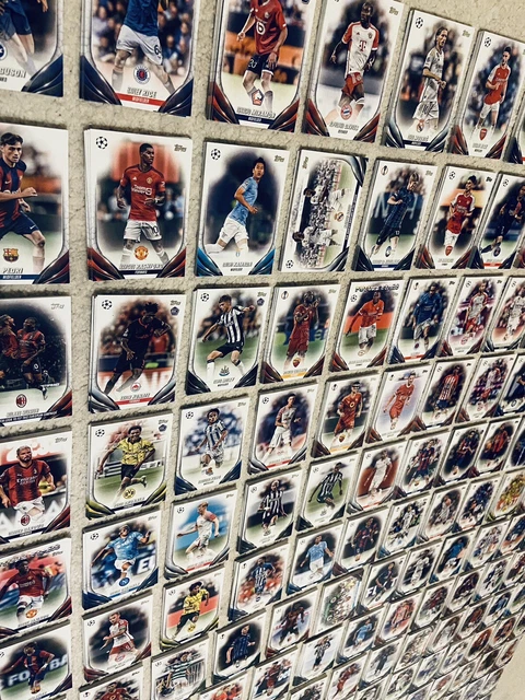 TOPPS UCC FLAGSHIP 2023/24 Set base completo #1 - 200 carte calcio EUR ...