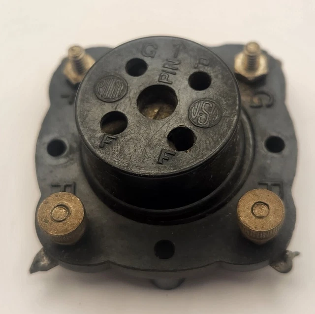 PILOT USA 4 Pin Bakerlite Suspension Valve Tube Socket Radio Hifi £13. ...