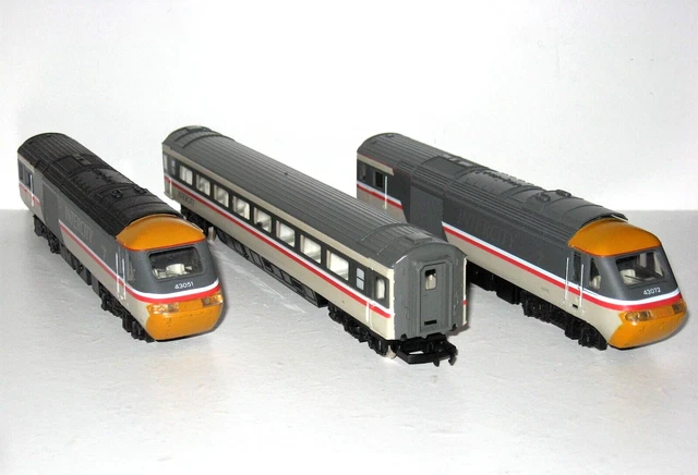HORNBY &OO& GAUGE R397 BR CLASS 253 INTER-CITY 125 HST - With Centre ...