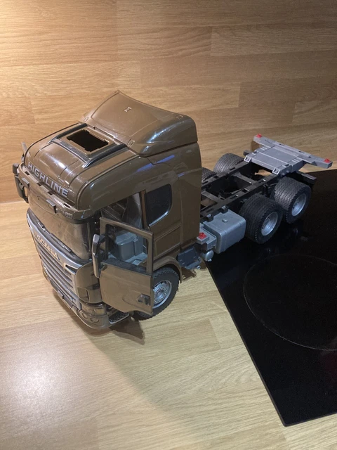 BRUDER SCANIA R 560 Highline Truck - Missing Rear Container - Scale 1: ...