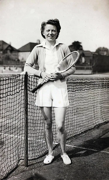 SPORT TENNIS CIRCA 1948 Miss Pj Curry Old Photo £4.64 - PicClick UK