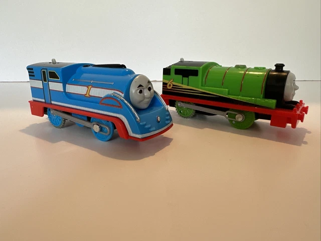 THOMAS TRACKMASTER MOTORISED Trains Streamline Thomas Racing Percy ...