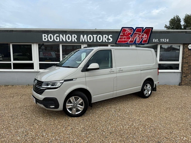 2024 VOLKSWAGEN TRANSPORTER 2.0 TDI 150 Highline Van DSG PANEL VAN DIESEL Automa £42,000.00 ...