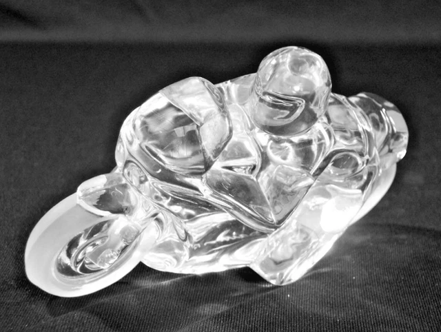 MOTO DAUM.MOTO DAUM "circuit" non signée.Cristal Daum.Sculpture Daum ...