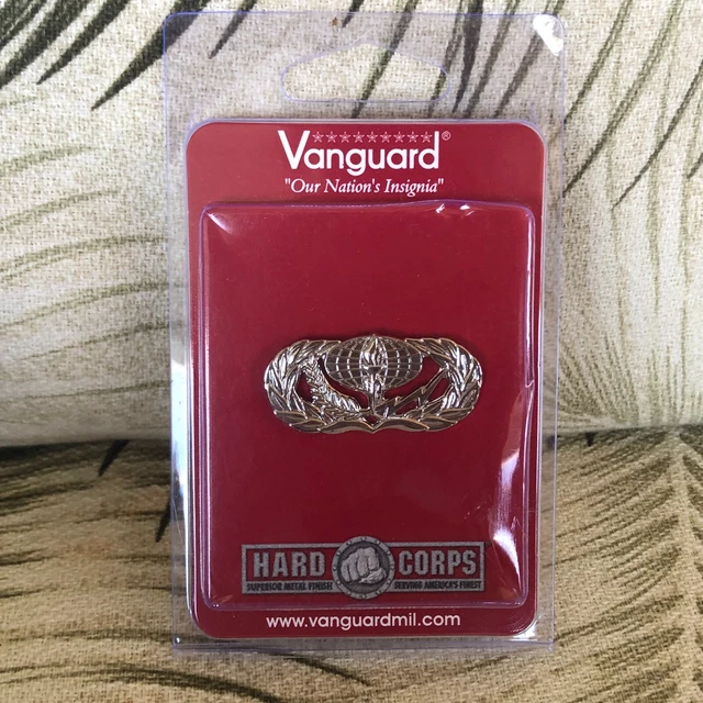 VANGUARD AIR FORCE Badge Rank Regulation Spec Captain Pin 3/4" USAF £8. ...