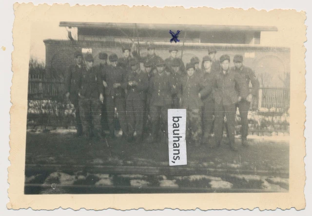 SOLDATEN, TEILWEISE TARN, camo in Rumänien Transport Ostf. 1944 2.WK ...