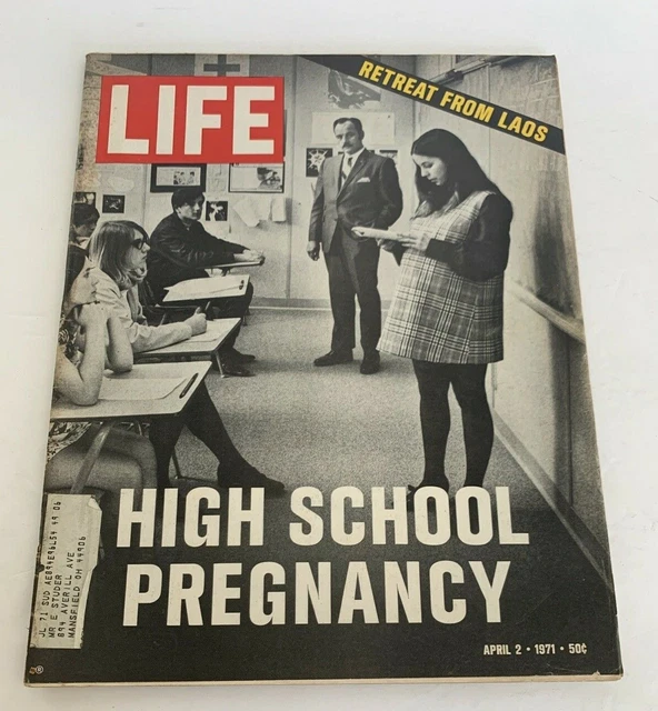 LIFE MAGAZINE APRIL 2 1971 High School Pregnancy Retreat from Laos £32. ...