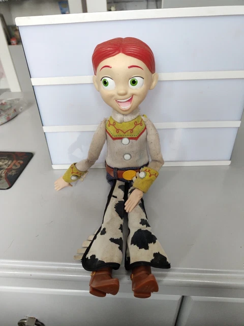 DISNEY PIXAR TOY Story Pull String Talking Jessie Doll Thinkway Toys £ ...