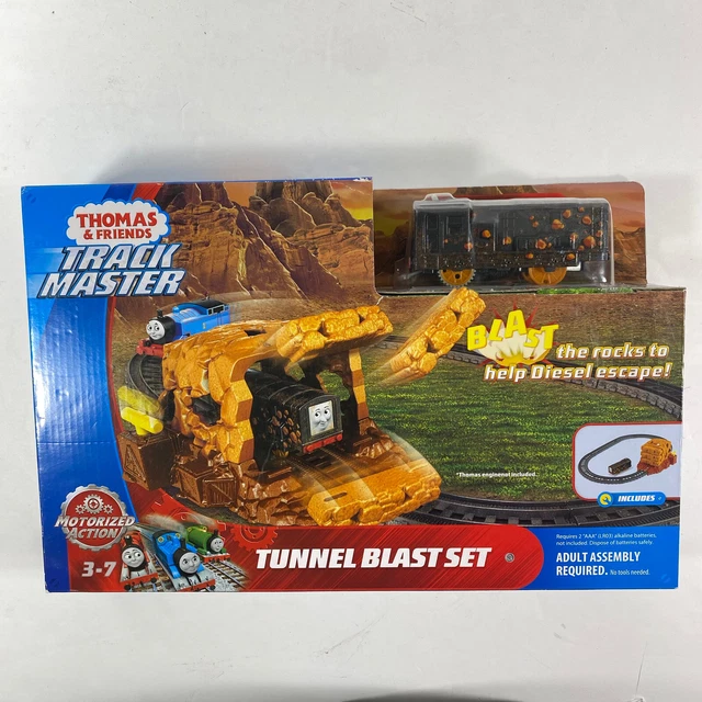 FISHER-PRICE THOMAS & Friends TrackMaster Motorized Tunnel Blast Train ...