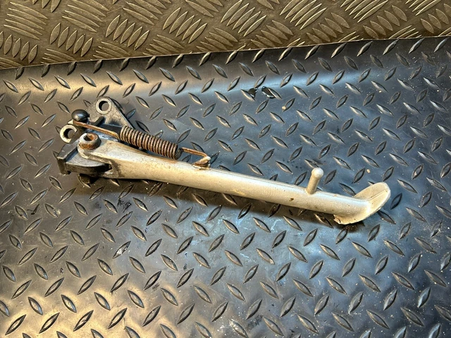 TRIUMPH T595 DAYTONA Genuine Side Stand And Mount 97 98 £16.00 ...
