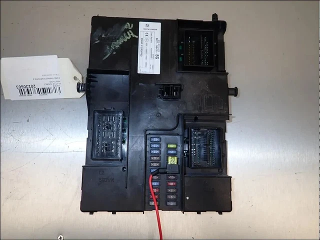 FORD TRANSIT CUSTOM 2013 Module de fusibles 2294547 DJX53772 EUR 154,99 ...