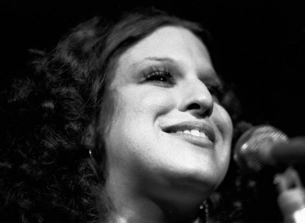 BETTE MIDLER AS she performs during her Continental Baths tour Old ...