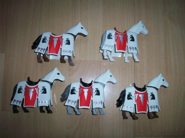 5 PLAYMOBIL RITTER LÖWEN TUNIER Schabracke PFERDE Burgwache konvolut ROT WEISS EUR 34,90 ...