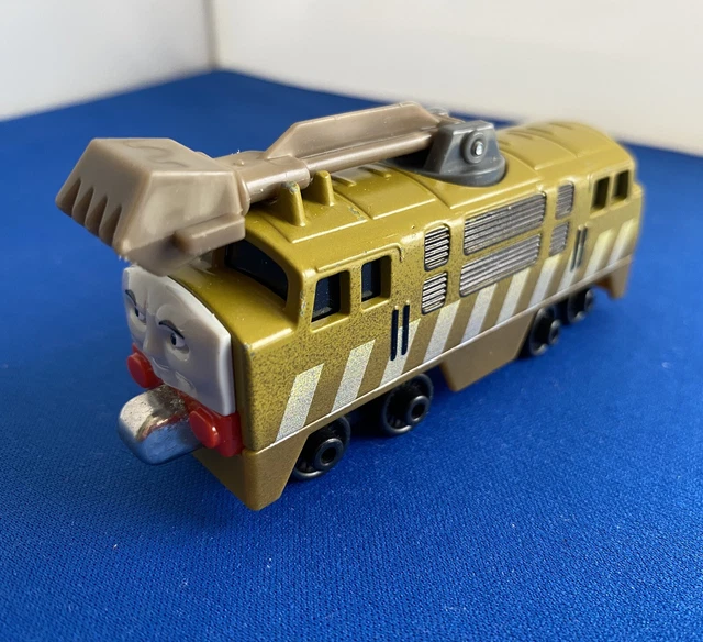 TAKE N PLAY Diesel 10 Train From Thomas The Tank engine & Friends Toy ...