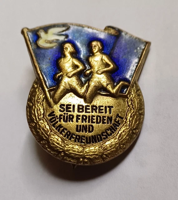 DDR SPORTABZEICHEN &IMMER bereit für Frieden und Völkerfreundschaft ...