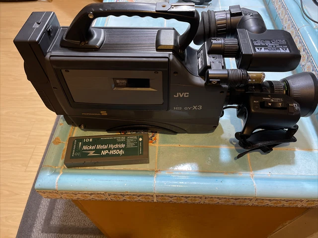 VINTAGE JVC 3-CCD S-VHS Professional Video Camera Recorder GY X3 Works ...