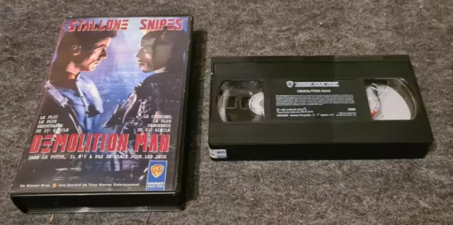 Vhs Video Demolition Man Vhs Warner Sylvester Stallone Wesley Snipes £