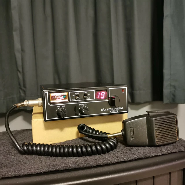 HAM INTERNATIONAL VIKING CB Radio Retro 80 canali AM & FM EUR 42,18 ...