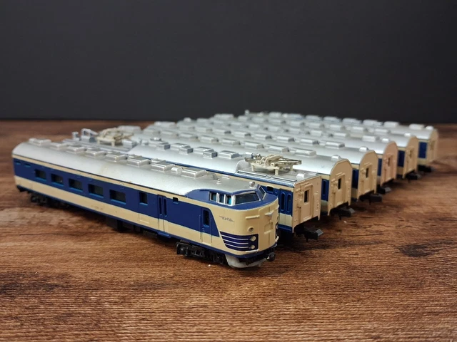 TOMIX N GAUGE Blue & Cream 583 Series coaches Powered 7 piece set Train ...